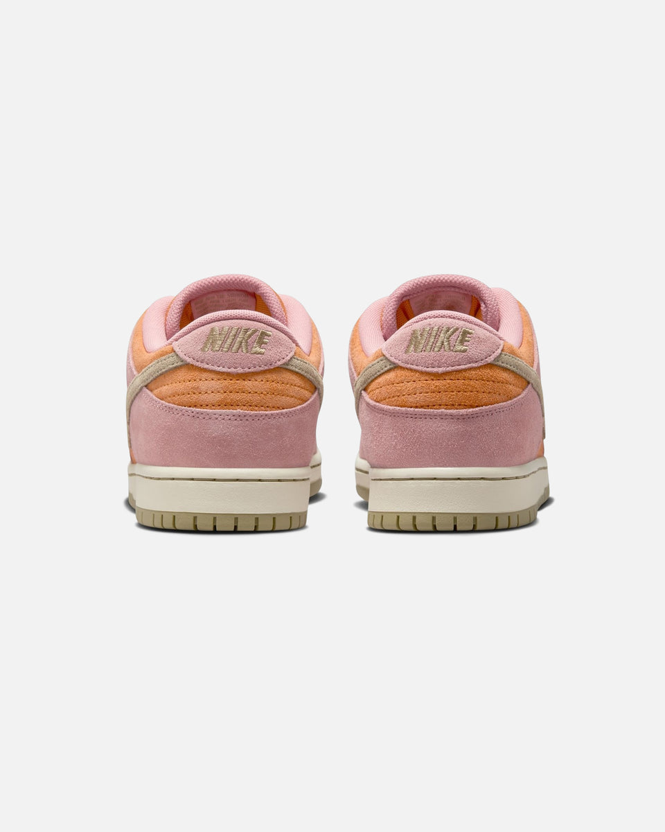 NIKE SB DUNK LOW PRO - REDSTARDUST/ NEUTRALOLIVE – Undefeated