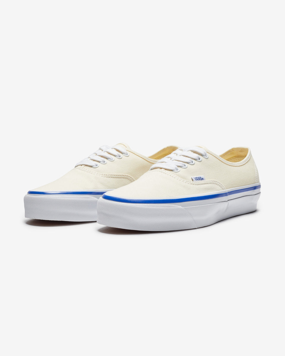 VANS PREMIUM AUTHENTIC 44 - OFFWHITE – Undefeated